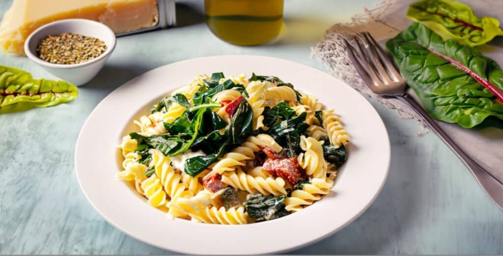 Pasta con acelga y ricotta, la armonía de sabores | Mandolina